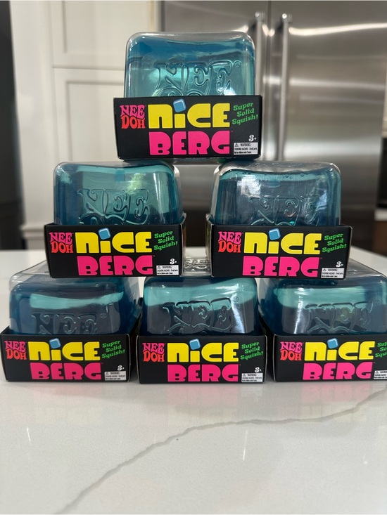 NeeDoh | Toys | One Needoh Nice Berg Blue Xl Giant Nee Doh Niceberg ...
